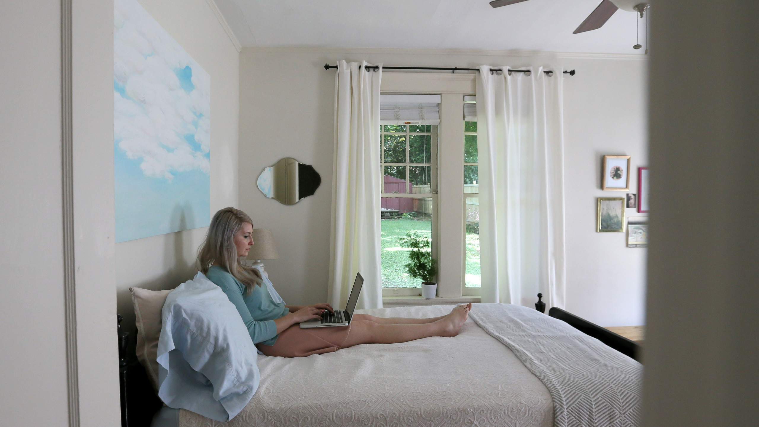 Molly Brodak grew up in the shadow of her bank-robber dad